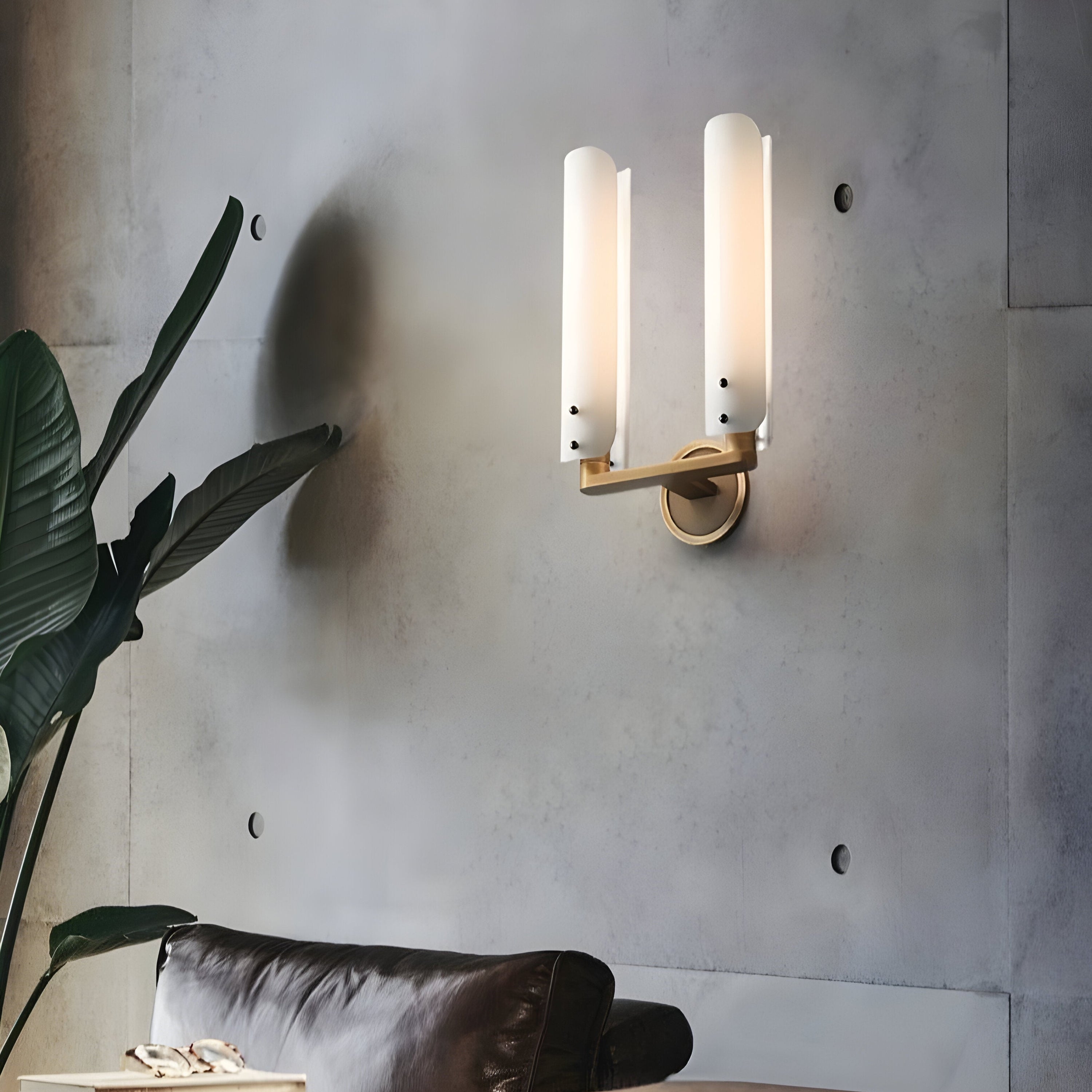 Ubri Brass Modern Wall Light